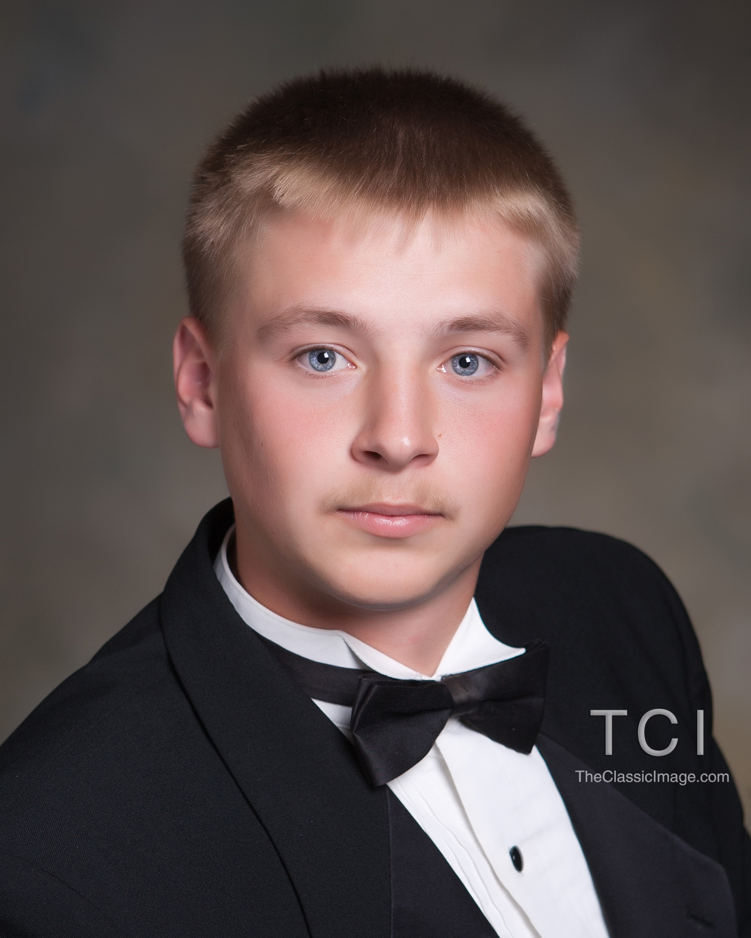 Seniors Formals » The Classic Image